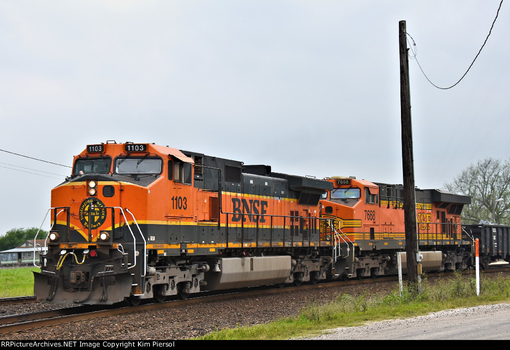 BNSF 1103